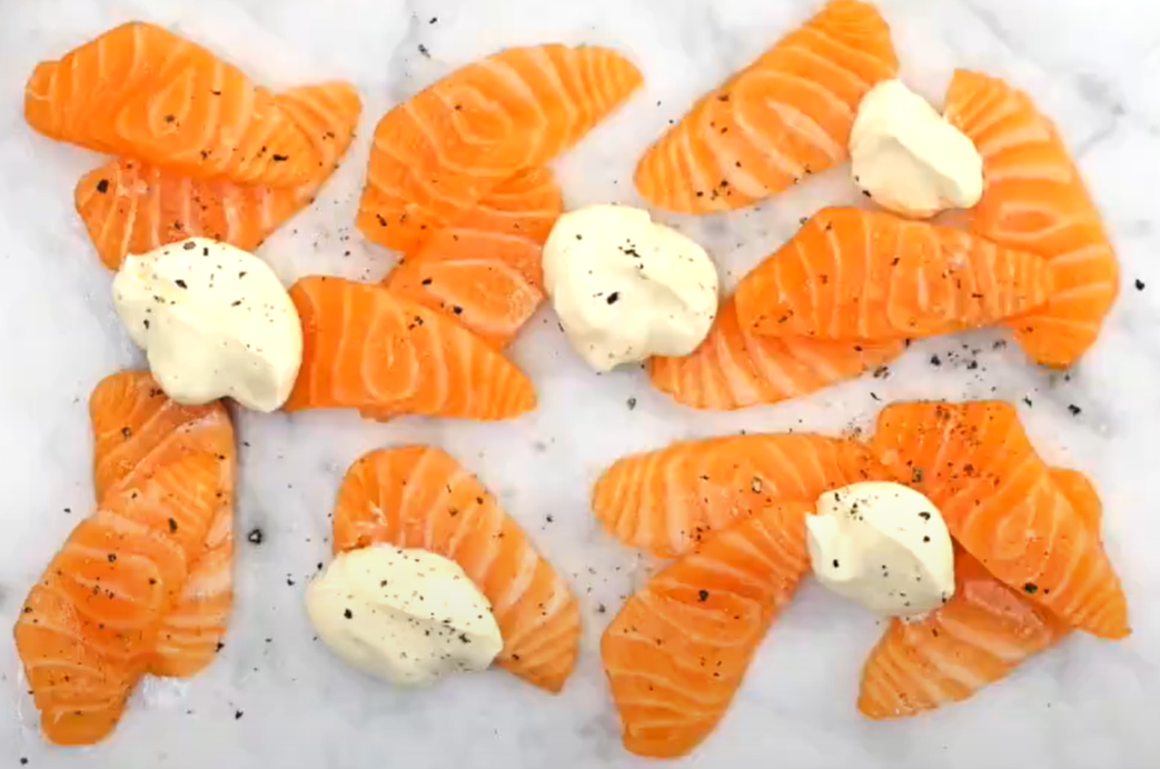 black-pepper-sashimi-salmon